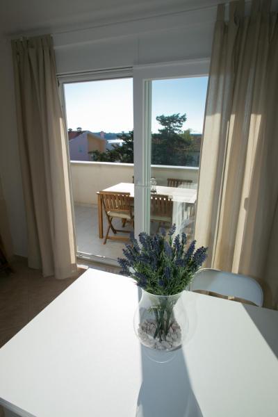 Apartments Rina - Novalja