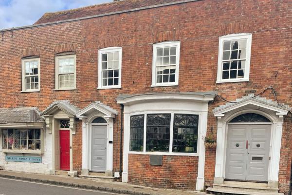 Self-contained Studio Apartment - Steyning