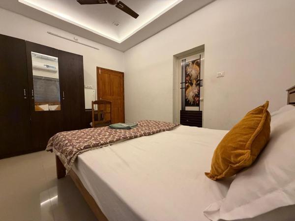 Elaris Villa - Varkala
