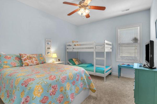 Novel-tee - Oak Island, NC