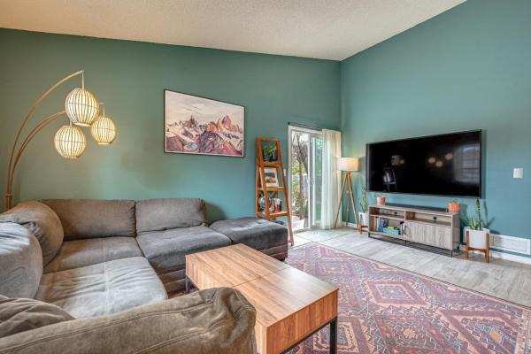 Steps To Dog Park! Westminster Home With Fire Pit - Westminster, CO