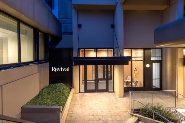 Revival English Bay, Vancouver - North Vancouver