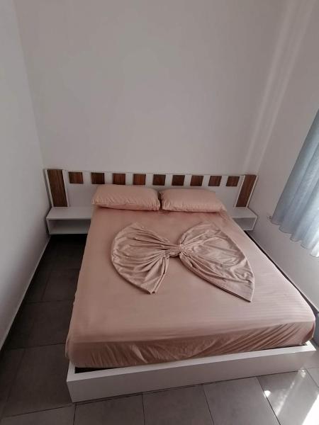 Holiday House - Tirana