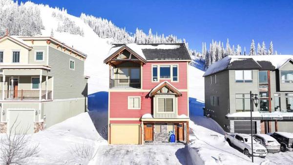 The Trail House 7br Sleeps 18 Spacious Retreat - Armstrong