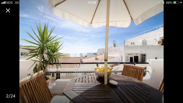 The Beach Apartment Ocean View Steps To Beach Free Street Parking - Albufeira