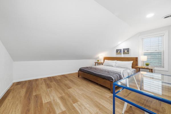Pittsburgh Millvale E Bright & Cozy Private Bdr - Pittsburgh, PA