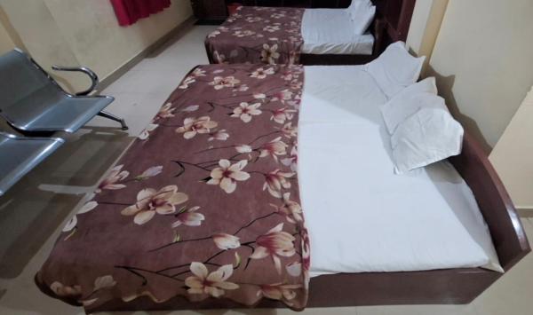 Aadithya Inn Gvr - Guruvayur