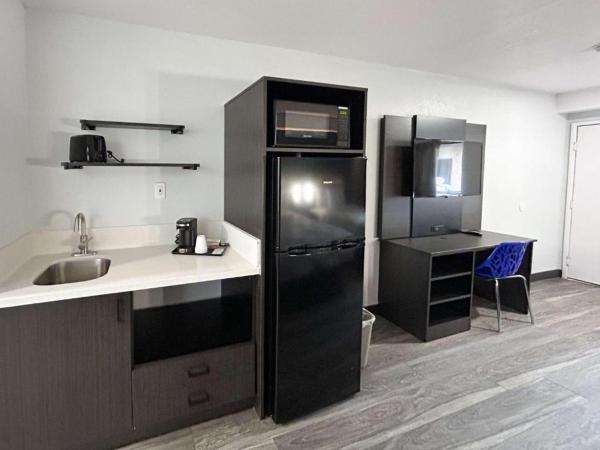 Value Stay Inn Extended Stay Bakersfield - Bakersfield, CA