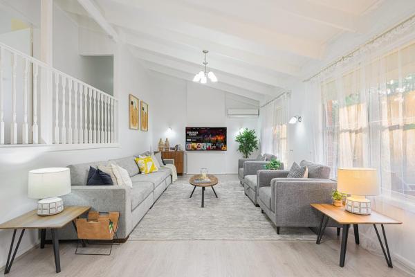 Charming 5br In Beecroft With Gym Near Epping - Auburn