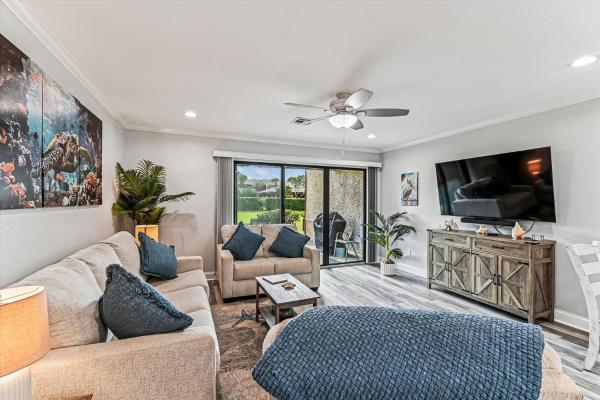 Upgraded 2bd2 Ba Townhouse In Quiet Community Wpool - Panama City Beach, FL