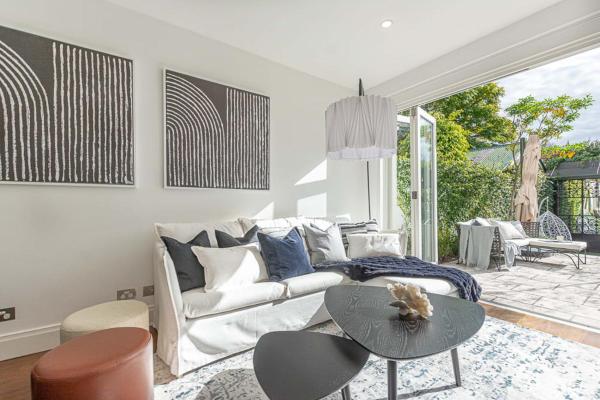 Spacious Retreat Comfortable 4bd In Petersham - Ryde