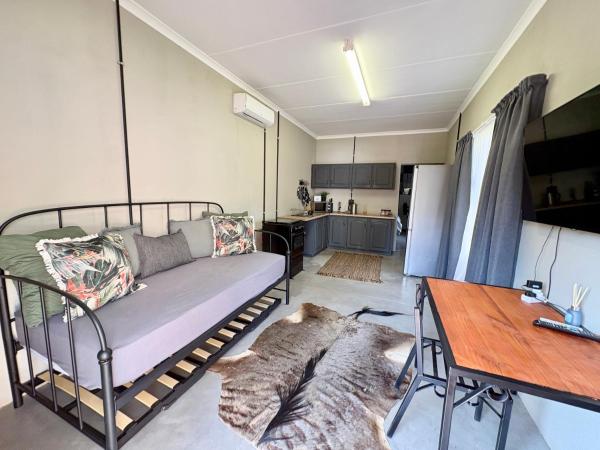 Stylish One Bedroom Garden Suite - Polokwane