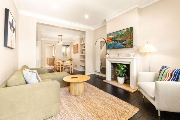 Redfern 3br Family Stay With Parking & Patio - Sydney