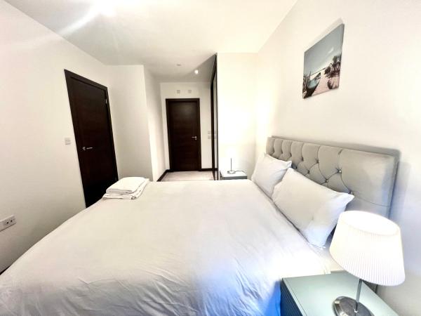 Luxurious 2bed In Dartford City Centre With Parking - Dartford