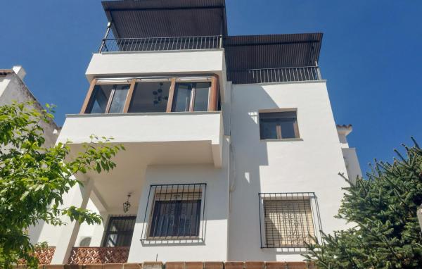 Stunning Home In Prado Del Rey - Villamartin