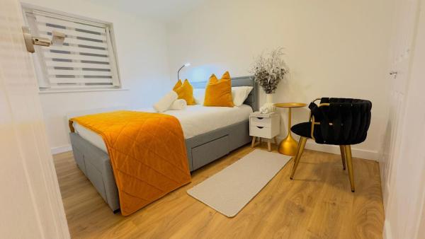 Elizabeth Line - Parking - Wifi - Sleeps 4 - Dartford