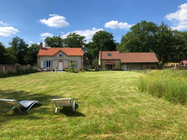 Maison Au Milieu Des Bois Et Des Animaux - Vallée de la Loire