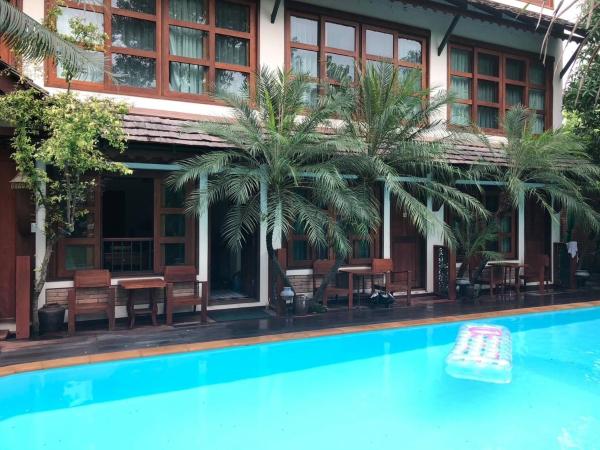 503 Serene Teak Boutique Apartments - Chiang Mai