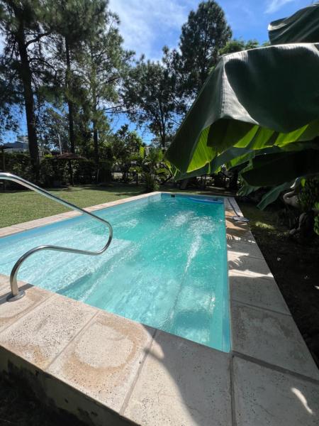 Casaquinta Con Piscina Frente Al Corsodromo - Corrientes, Argentina
