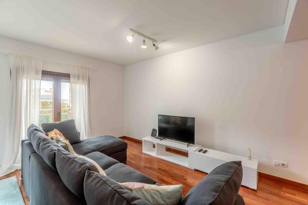 Modern 2 Bedroom Apt 20 Min From City Center - Alfragide