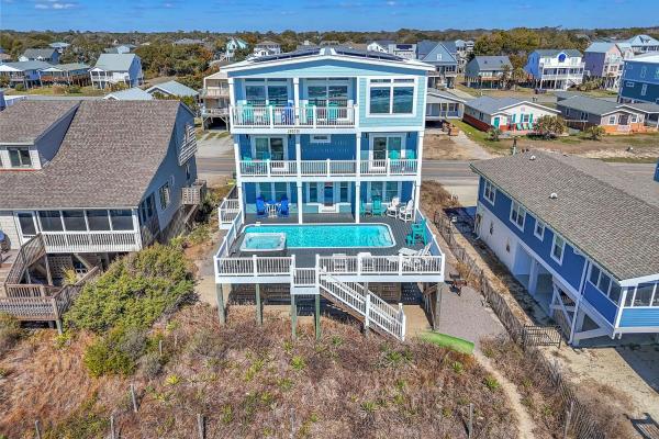 Once Upon A Tide By Oak Island Accommodations - Oak Island, NC