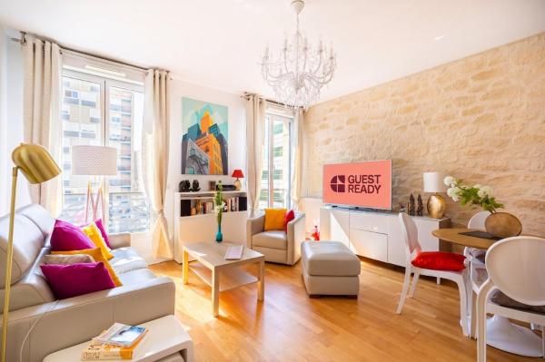 Guestready - Bright Apt In City Centre W/ Parking - Cenon