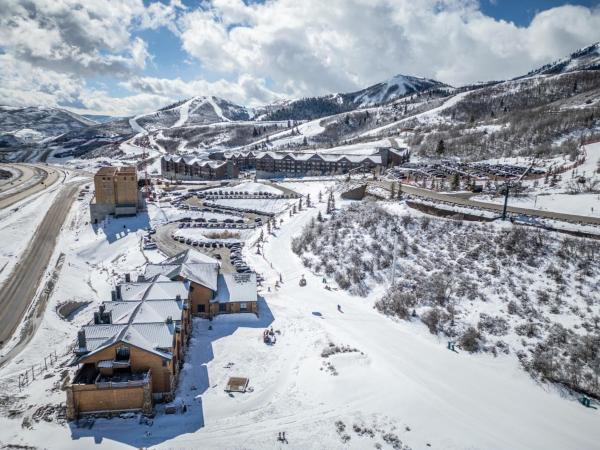 1-min Walk To Ski, Hot Tub, Fitness, Free Ski Waxes And Game Room - Kamas, UT