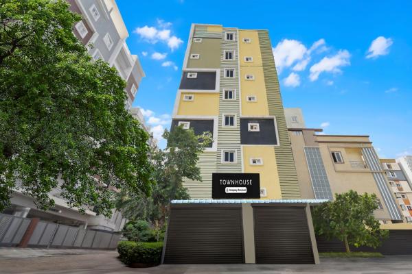Super Townhouse Hitech City Madhapur - Hyderabad