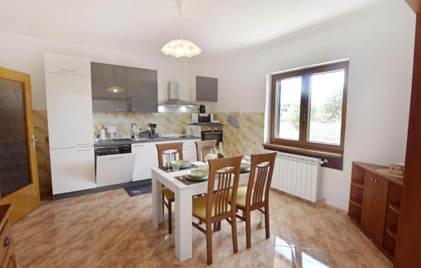 Quiet Flat In Donji Picudo Near Umag - Korte