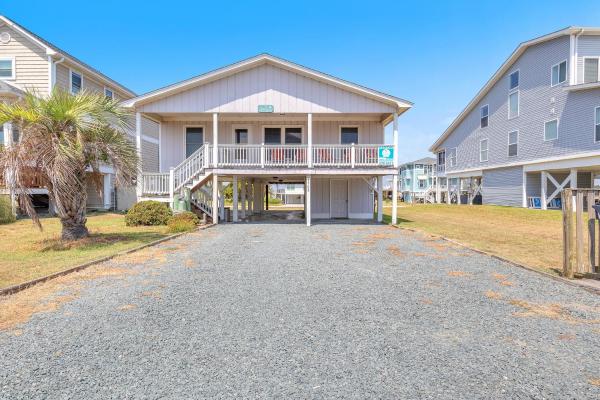 Shorebird By Oak Island Accommodations - Oak Island, NC