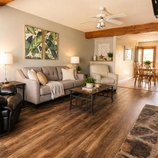 The Calm Cove - Near Shopping And Entertainment - United States