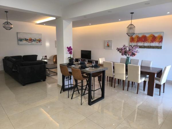 Eva Luxury Apartment - Páfos