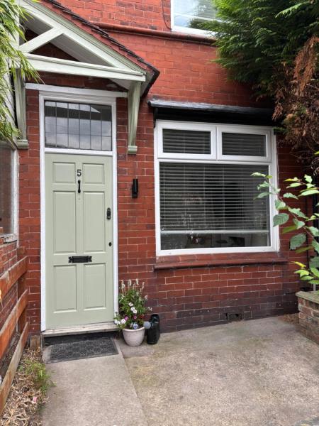 Perfect Booking 2 Bed Home In Didsbury Village - Stockport