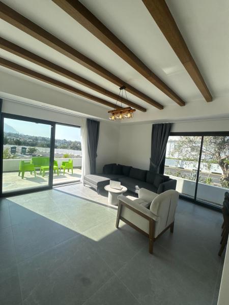 Mediterra Defne Bahçe Manzaralı Modern Daire - Агиос Дометиос