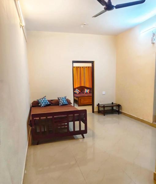 Sri Krishna Nada Inn - Guruvayur