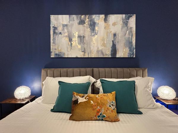 Red Door Retreat Speke Liverpool Sleeps 5 - Liverpool