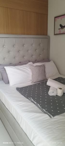 Staycation Shell Residence - Pasay
