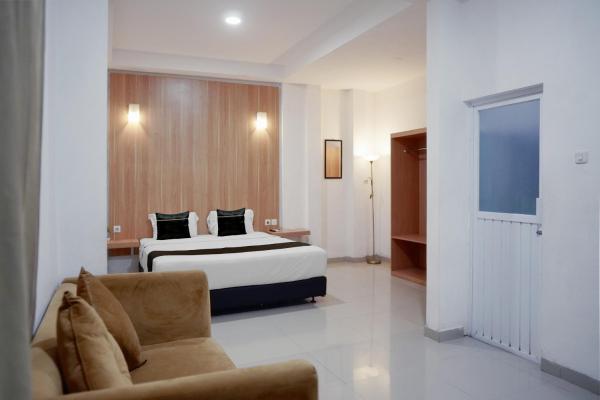 Townhouse Oak Polamas Residence - Padang