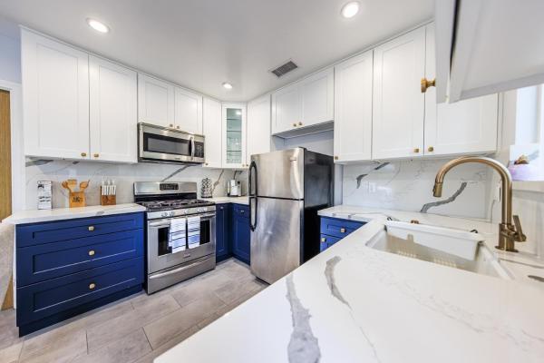 Comfortable 2bd1b House - Culver City