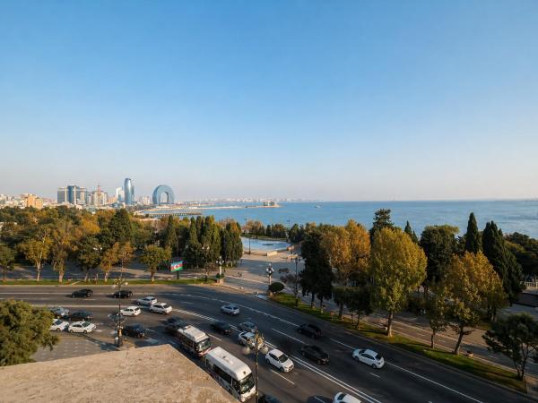 Sea View Old City Apart - Baku