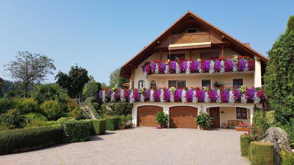 Ferienwohnungen Wölfel - Pottenstein