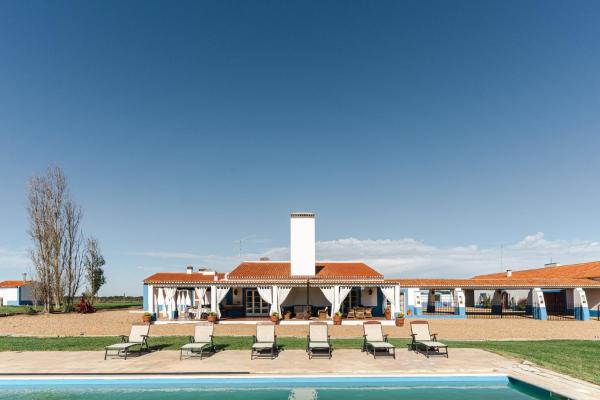 Charming Farm House With Pool - Santiago do Cacém