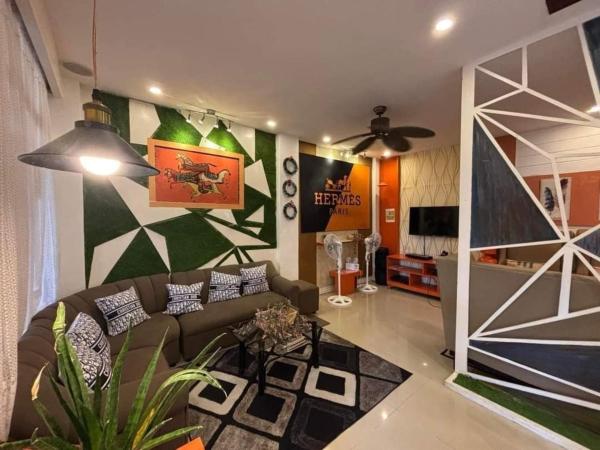 Spacious 3-storey Home With Pool - Bacolod