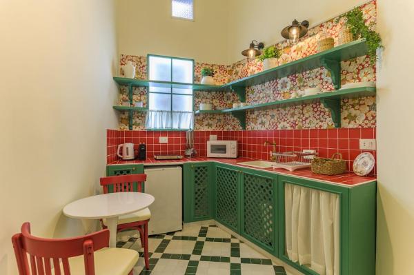 Sàwā Dahlia 1br Forest Green Apt In Mar Mikhael - Beirut