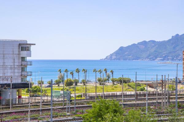 Casa Mareluna - Central Seaview Apartments By Mareluna Hotel - Salerno