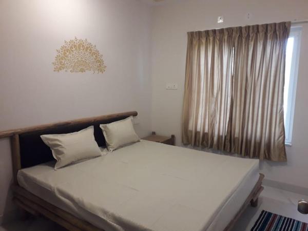 Royal Dwarka Resort - Chhattisgarh