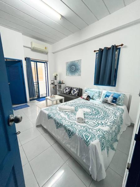 107 Budget Room Utilities Balcony In Ratchada - Bang Khen