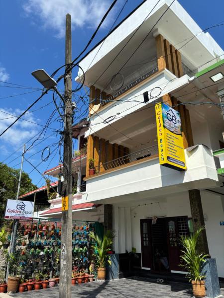 Golden Beach Home Stay - クマラコム