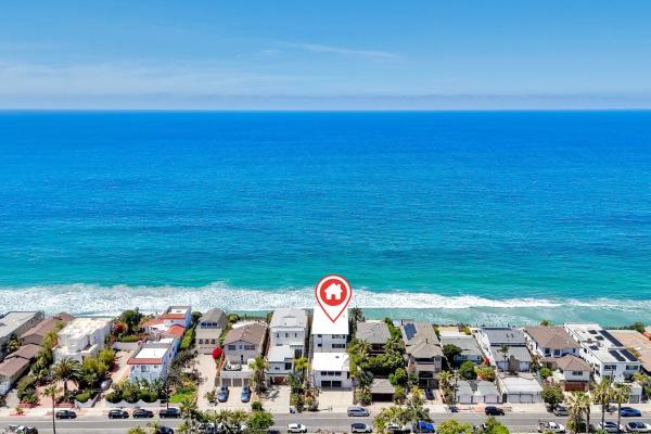 Oceanfront Neptune Ave Home, Private Beach Access, Panoramic Views & Luxury Coastal Living - Del Mar, CA