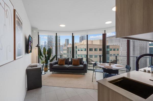 Central Downtown Stay With Beautiful City Views - South Beach, FL